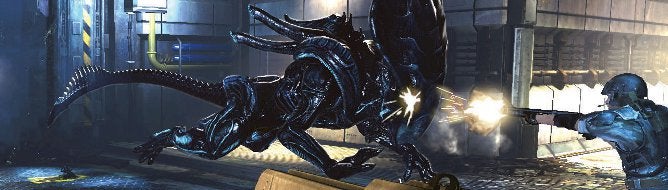 A Xenomorph gets shot in the face in these Aliens: Colonial Marines ...