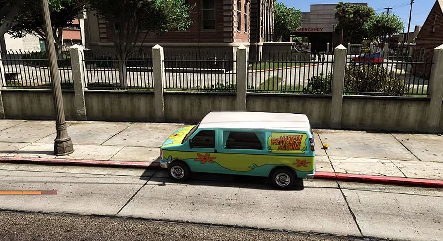 GTA 5 mod: Chop the dog drives Scooby Doo's Mystery Machine around Los ...