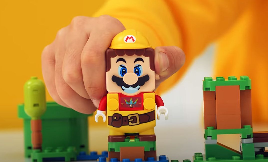 LEGO Super Mario Power-Up Packs will include Fire Mario suit, Cat Mario ...